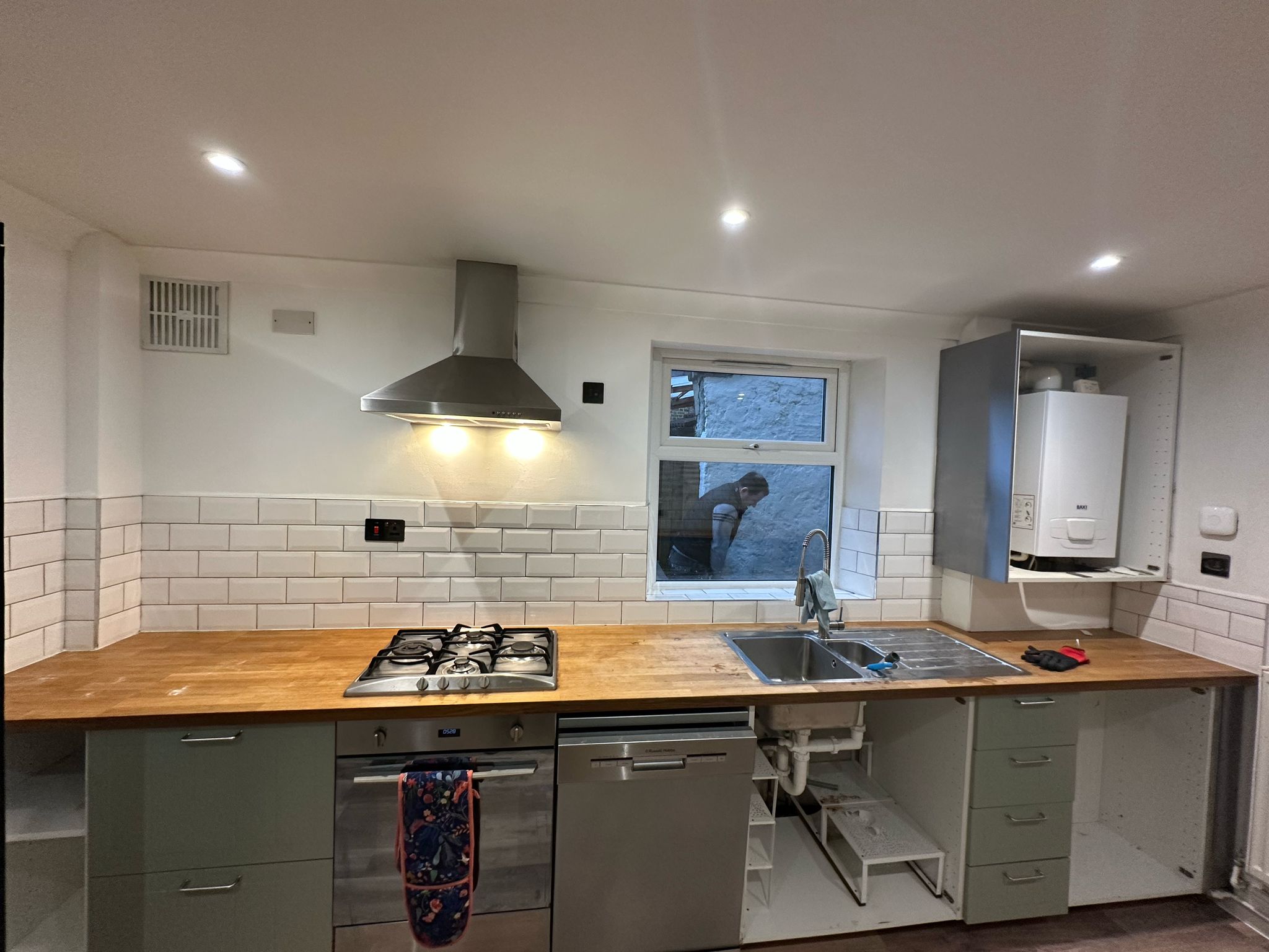 Extension & Refurbishment - ADS BUILDERS AL